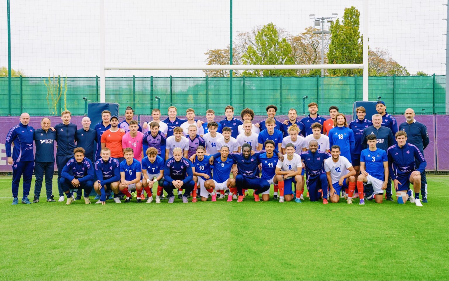 L'équipe de France universitaire de football en stage préparatoire à l ...